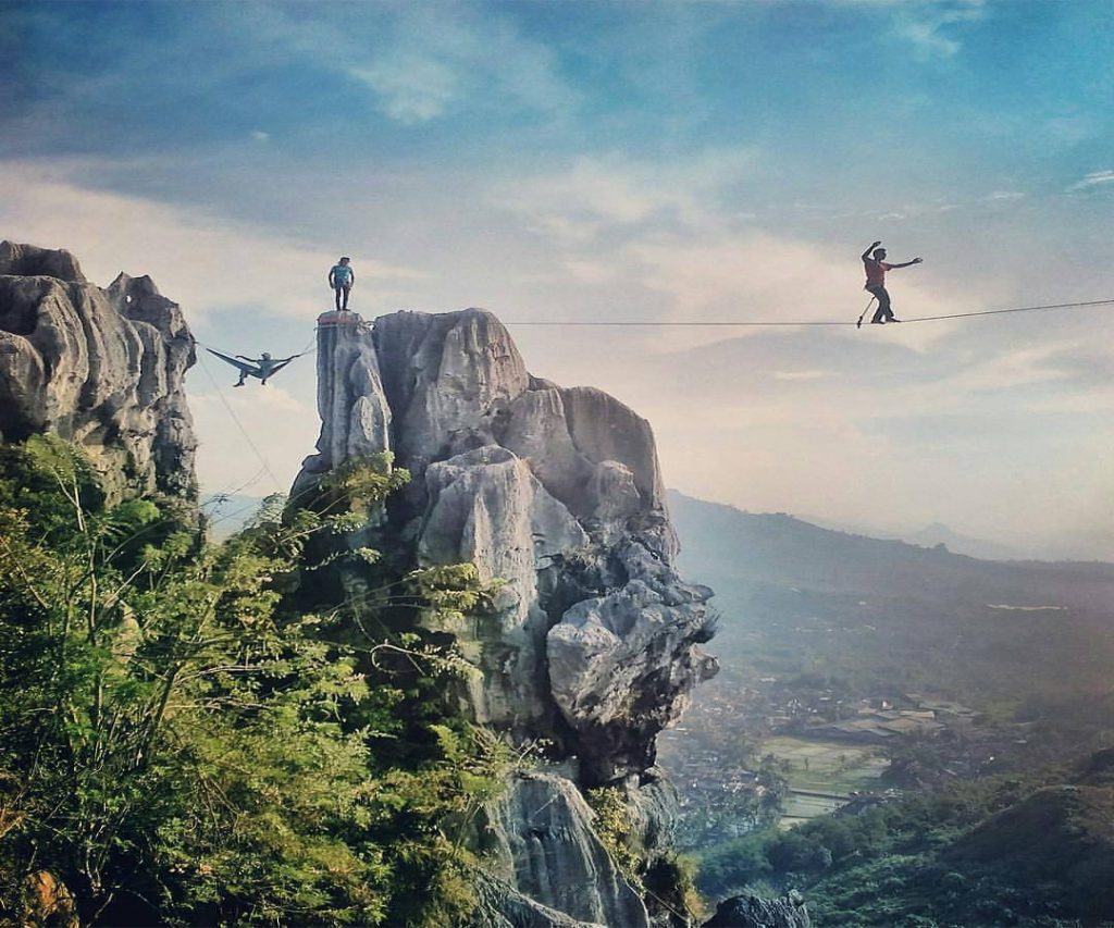 Suka Ketinggian, Berikut Tebing Indah di Indonesia – Fispol